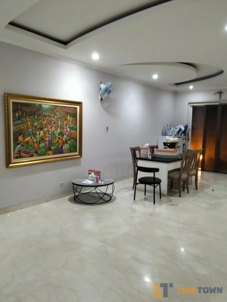 Perumahan Alam Sutera Cluster Leora Nego