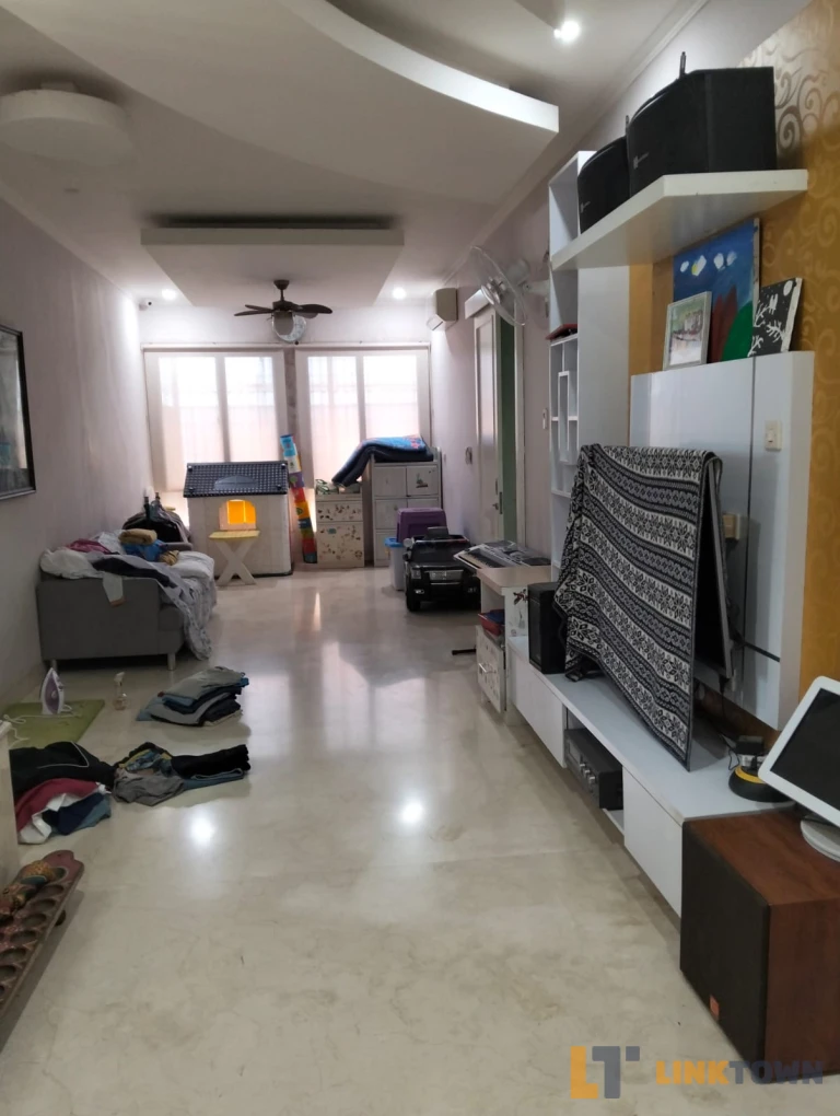 Perumahan Alam Sutera Cluster Leora Nego